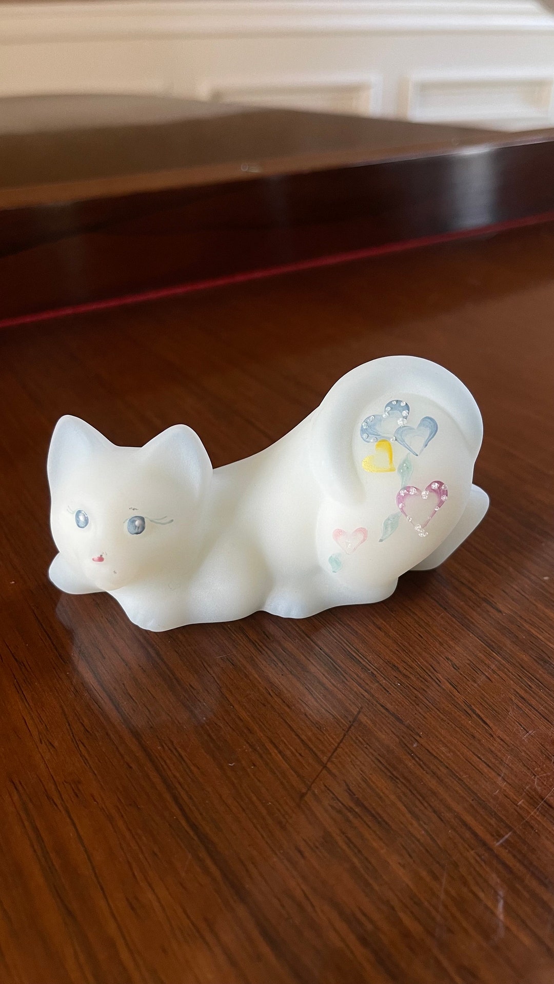 Fenton Satin Glass Hearts Crouching Kitten Figurine Paperweight ...