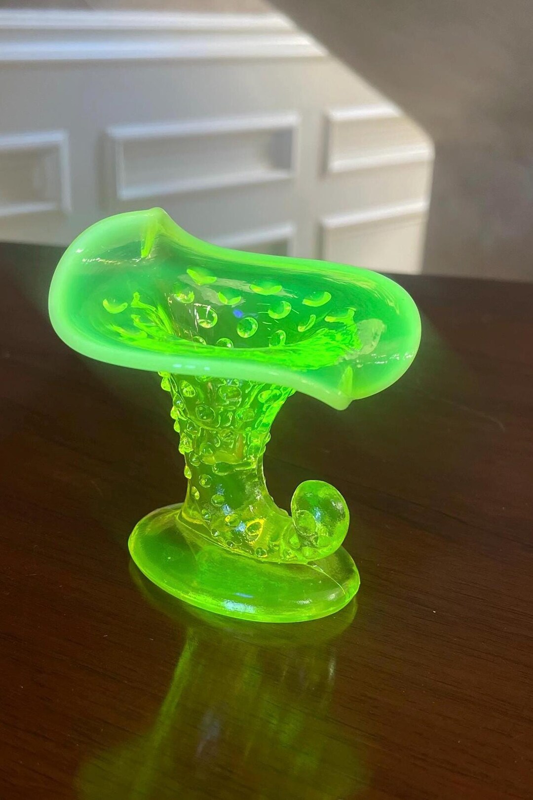 Vintage Fenton Vaseline Glass Mini Cornucopia Vase Fenton Uranium Glass ...