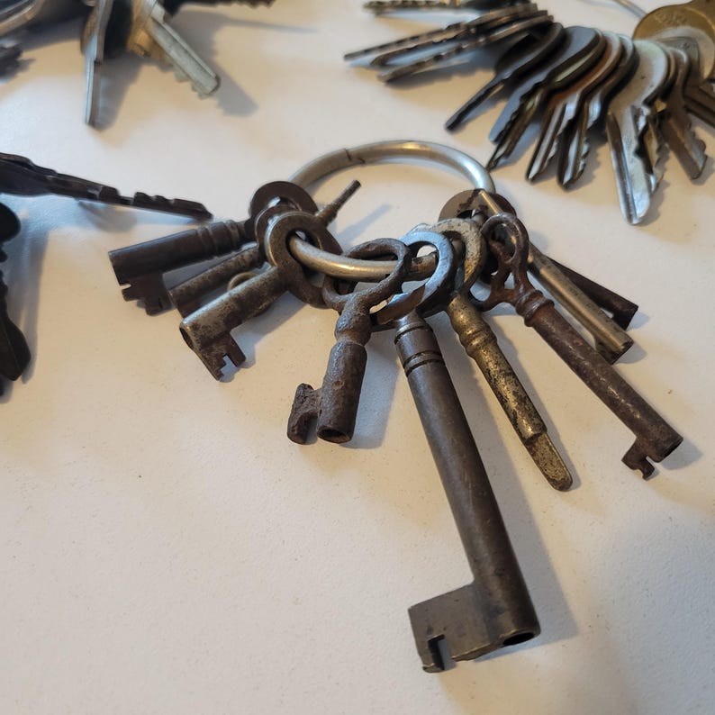 Vintage Keys Lot Skeleton Antique Old Key Lot - Etsy