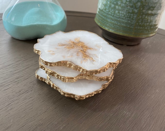 Geode Shaped Resin Coasters, Set of 4 (multi-shaped) in White or Black ...