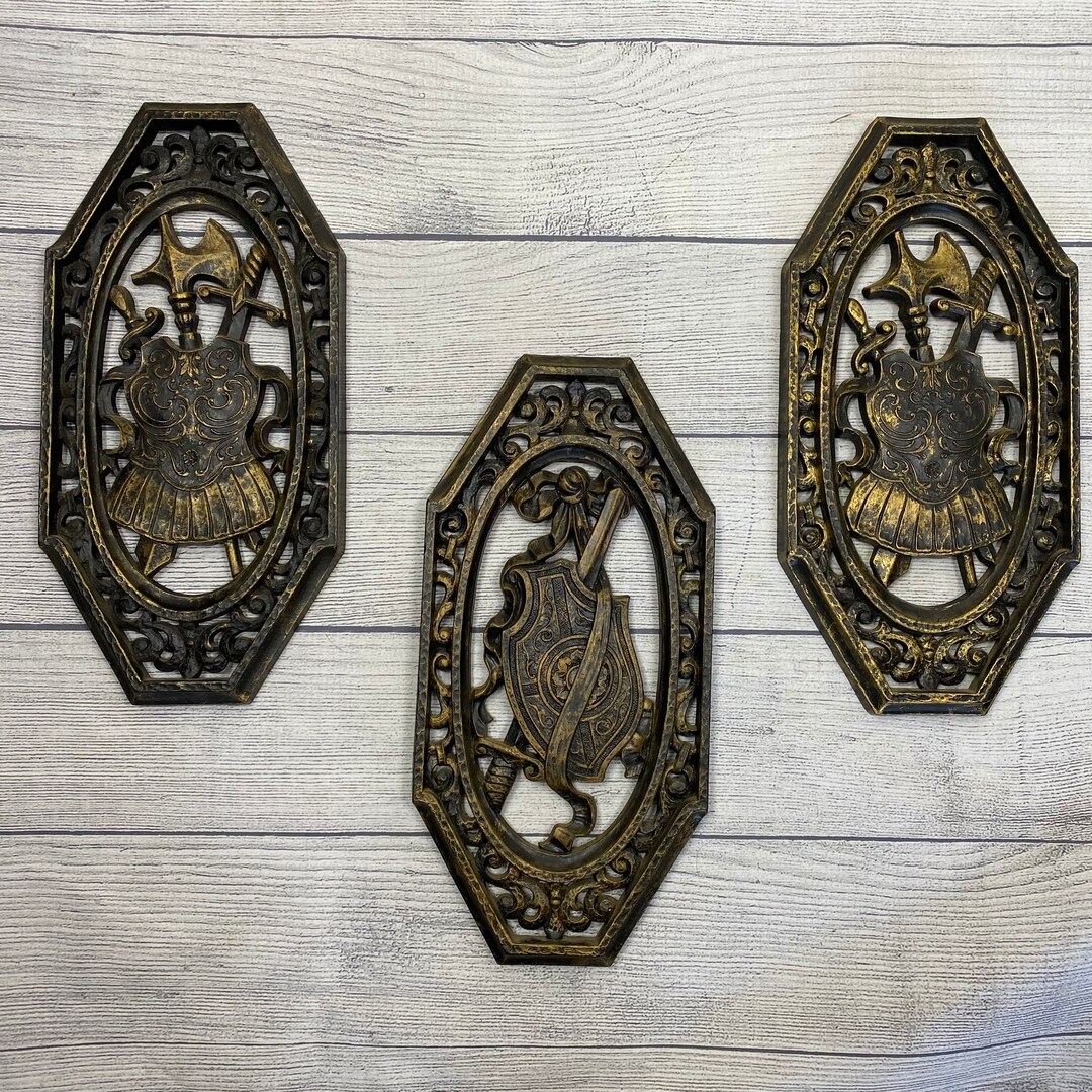 Dart Ind. Plaques Set of 3 - Etsy