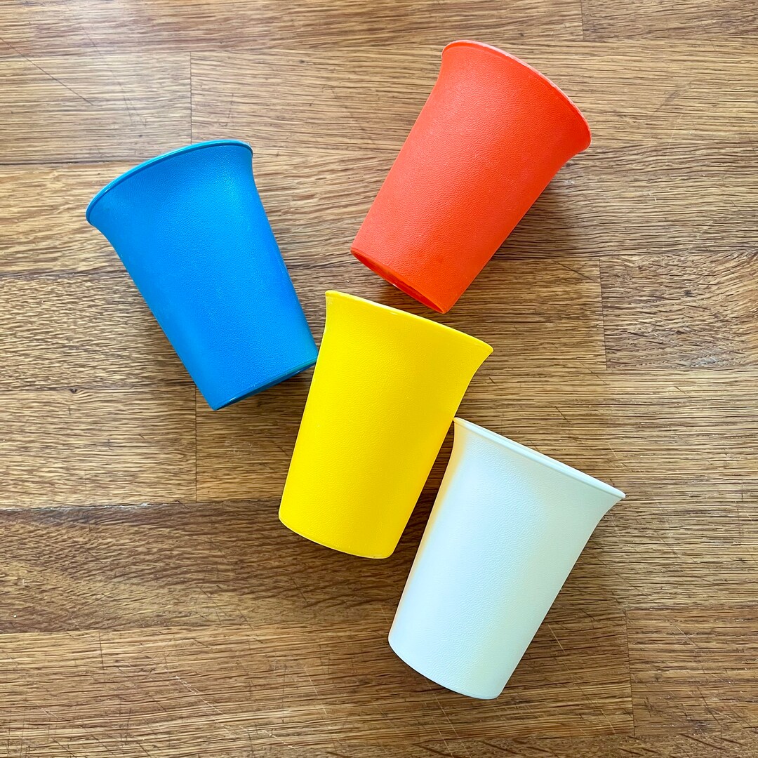 Set of 4 Tupperware Sippy Cups - Etsy