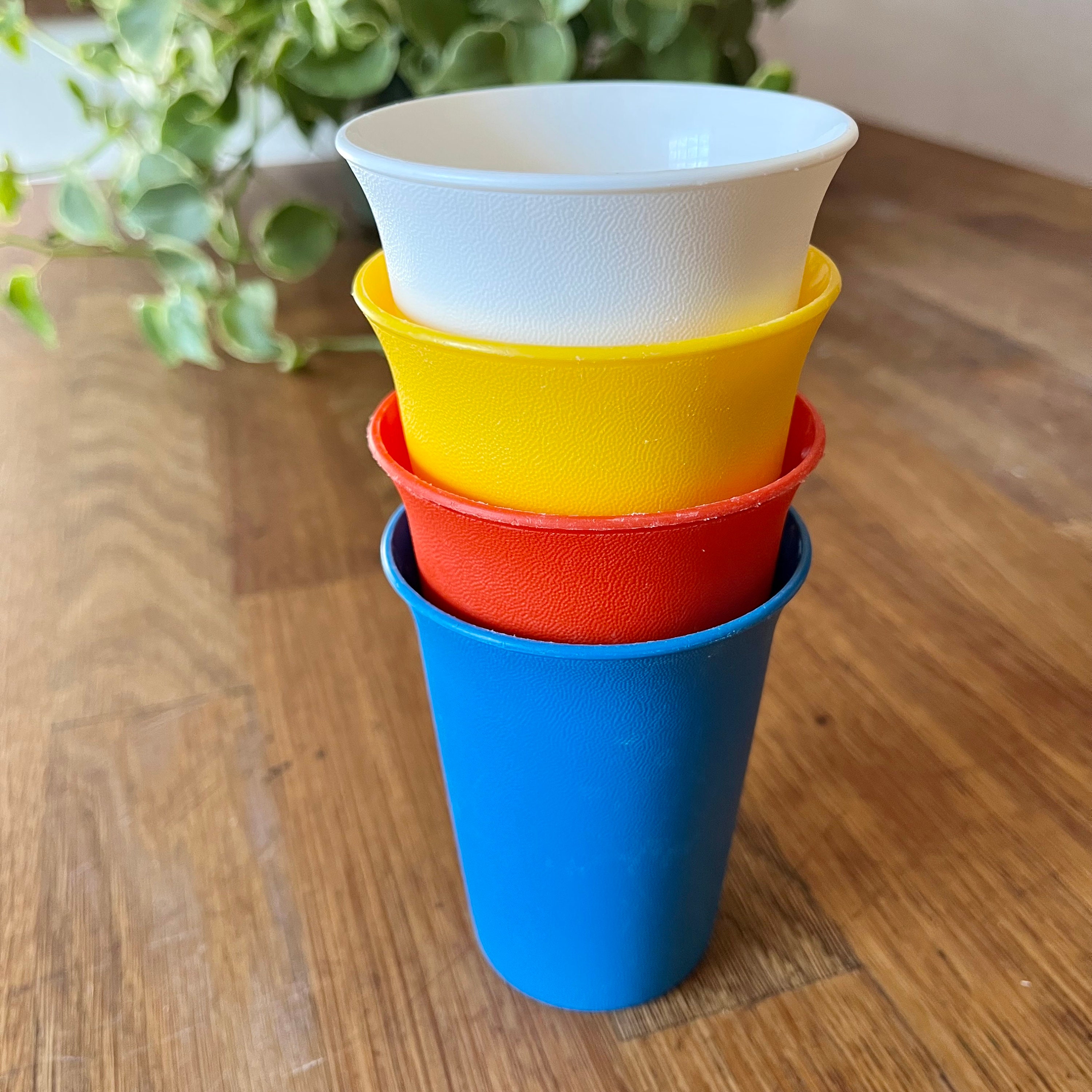 Set of 4 Tupperware Sippy Cups - Etsy
