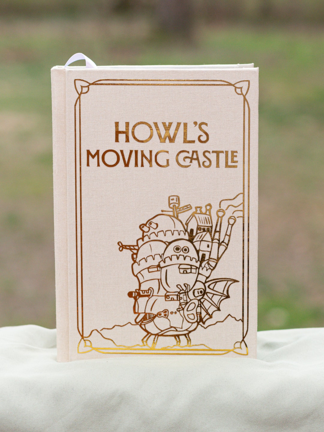 Howl's Moving Castle by Dianna Wynne Jones // Cloth Rebound Special ...