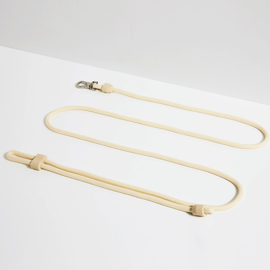 Hands Free Dog Leash in Cream, Cross Body Leads for Walking Dogs of All ...
