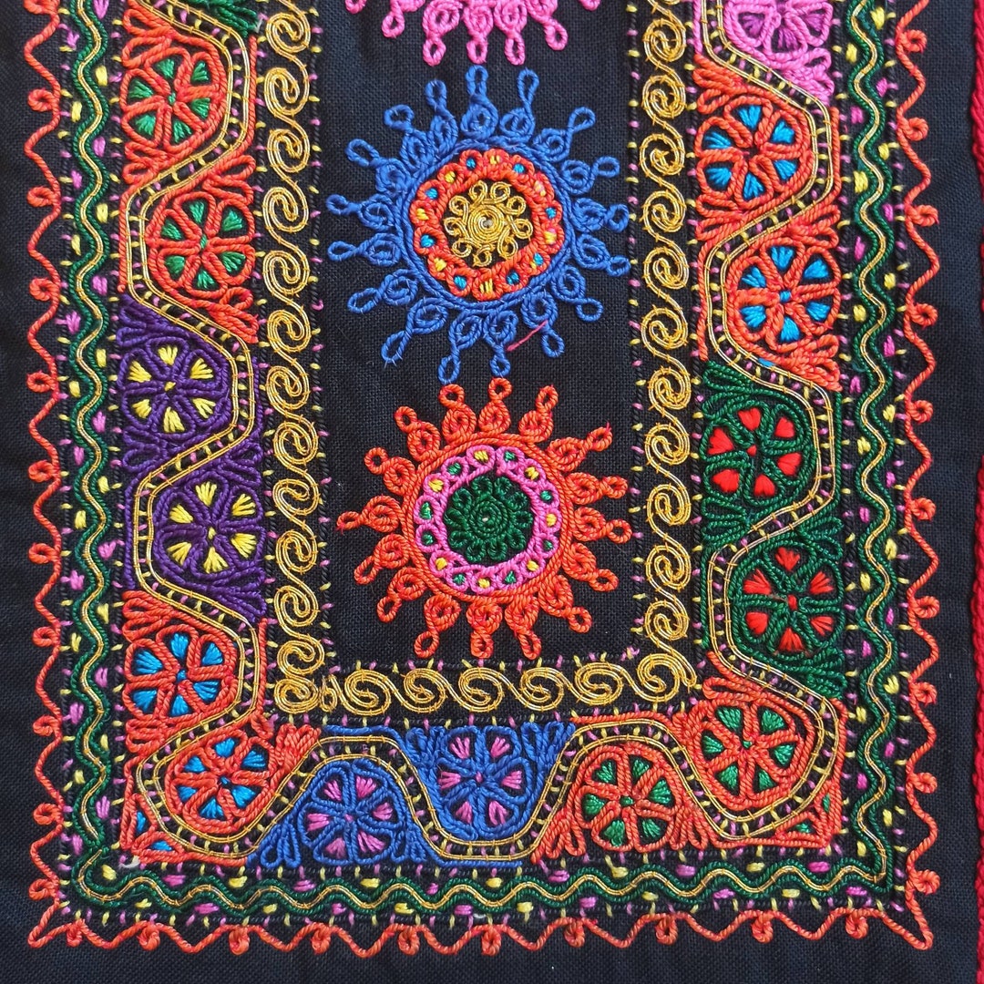 Antique Textile, Textile, Embroidery, Decorative Textile, Handwork ...