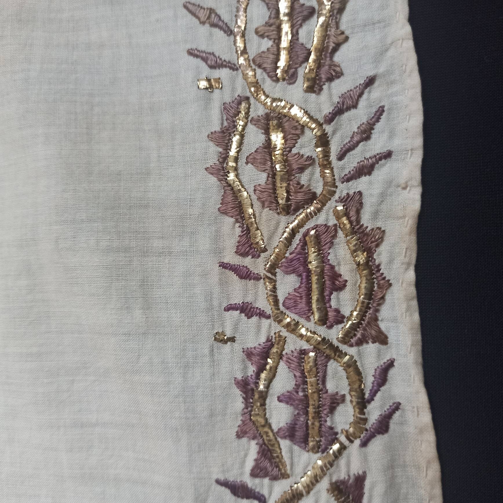 Antique Textile, Embroidery,silk Textile, Metallic Textile, Handworking ...