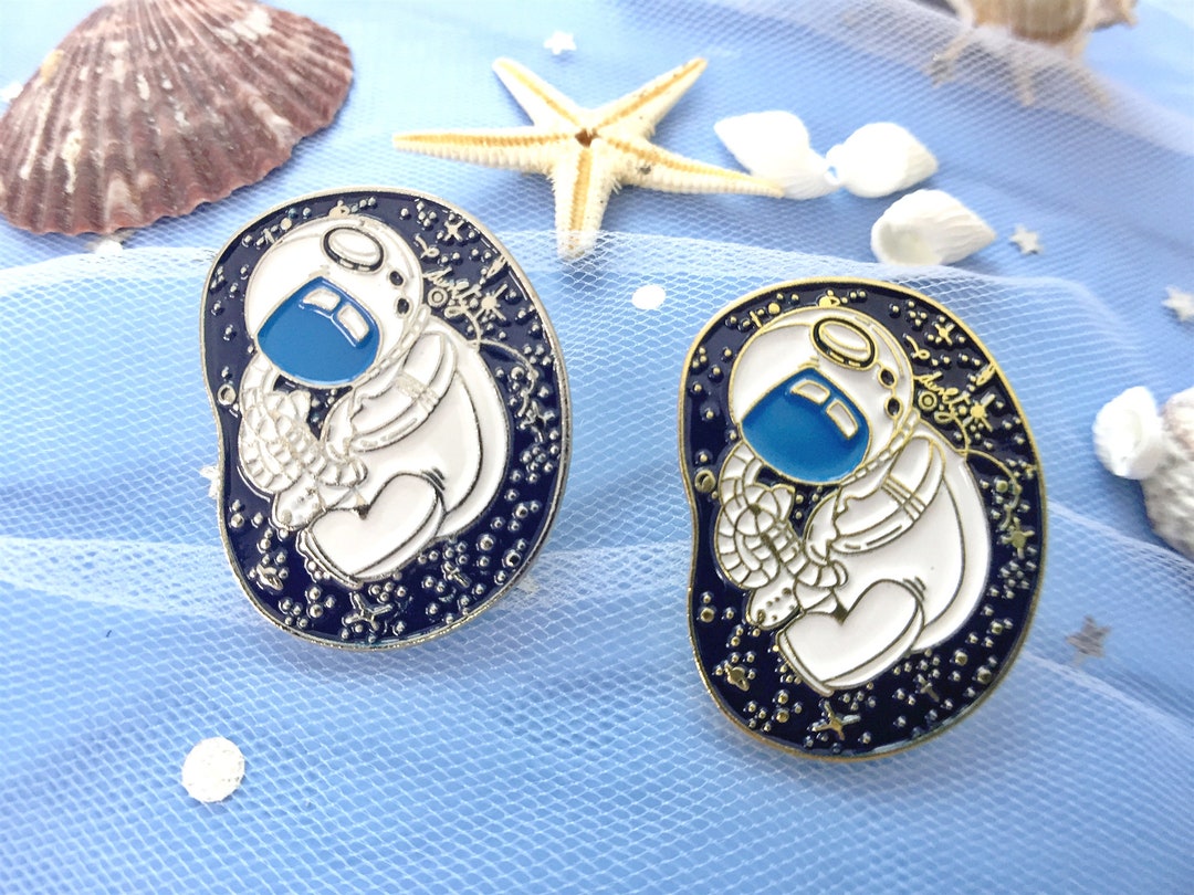 Spaceman Enamel Pins Robot Pin Cartoon Pins Hard Enamel Pin - Etsy