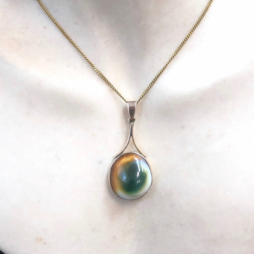 Mystical Protection Properties of Shiva Shell (cat's Eye) is Captured ...