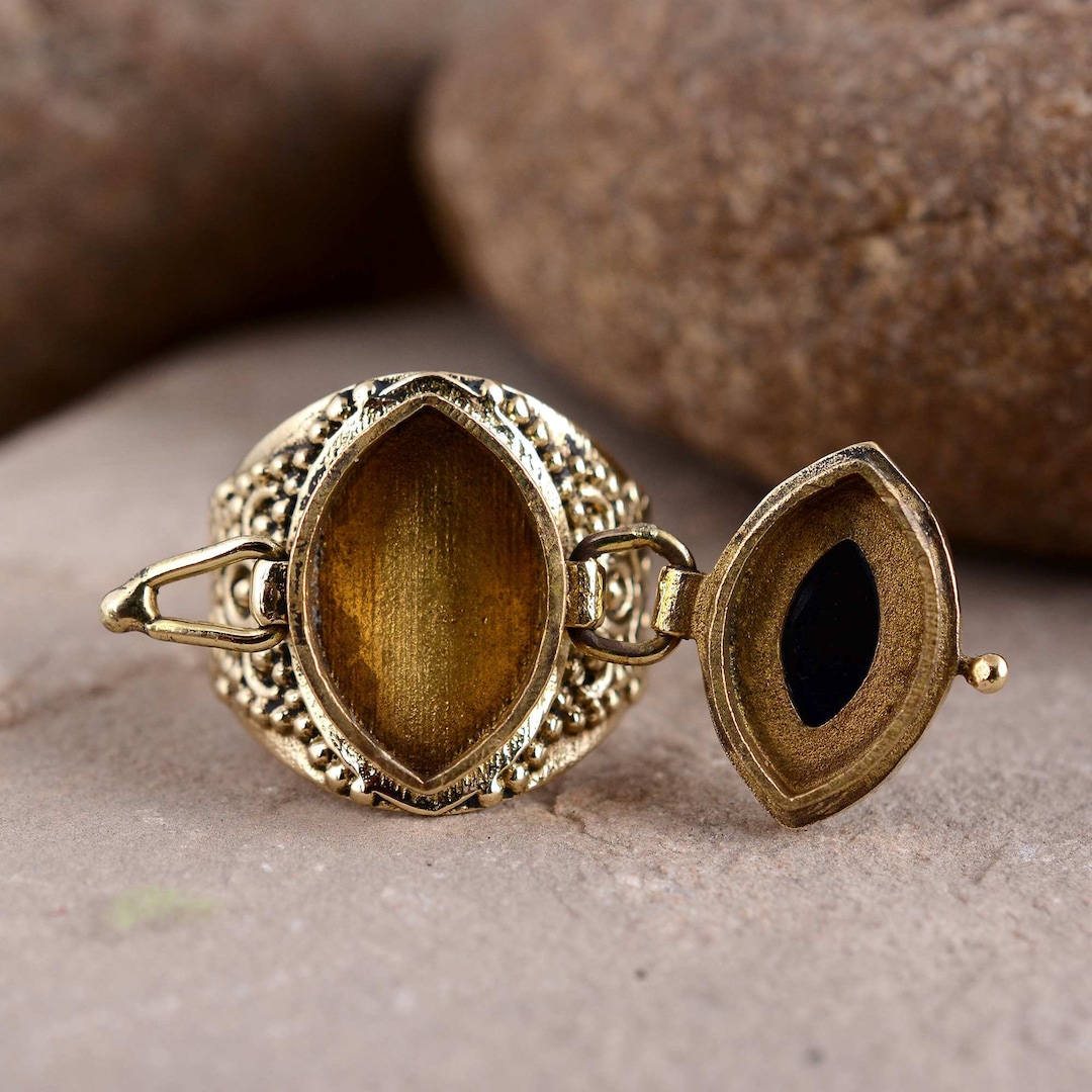 Black Poison Ring, Vintage Ring, Boho Rings, Black Obsidian Ring, Brass ...