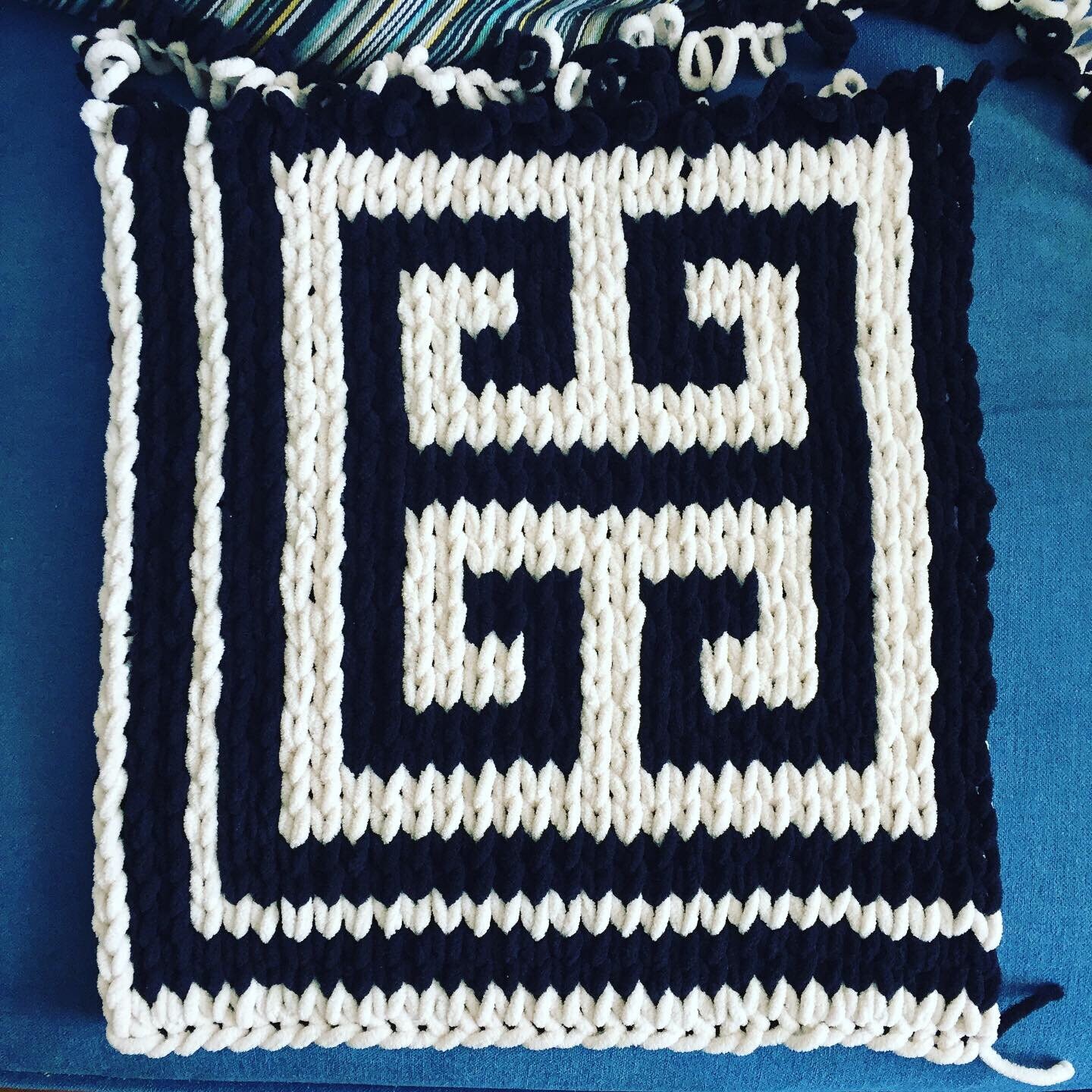 PATTERN: Greek Key Blanket - Loop Yarn Finger Knitting (PDF Download ...