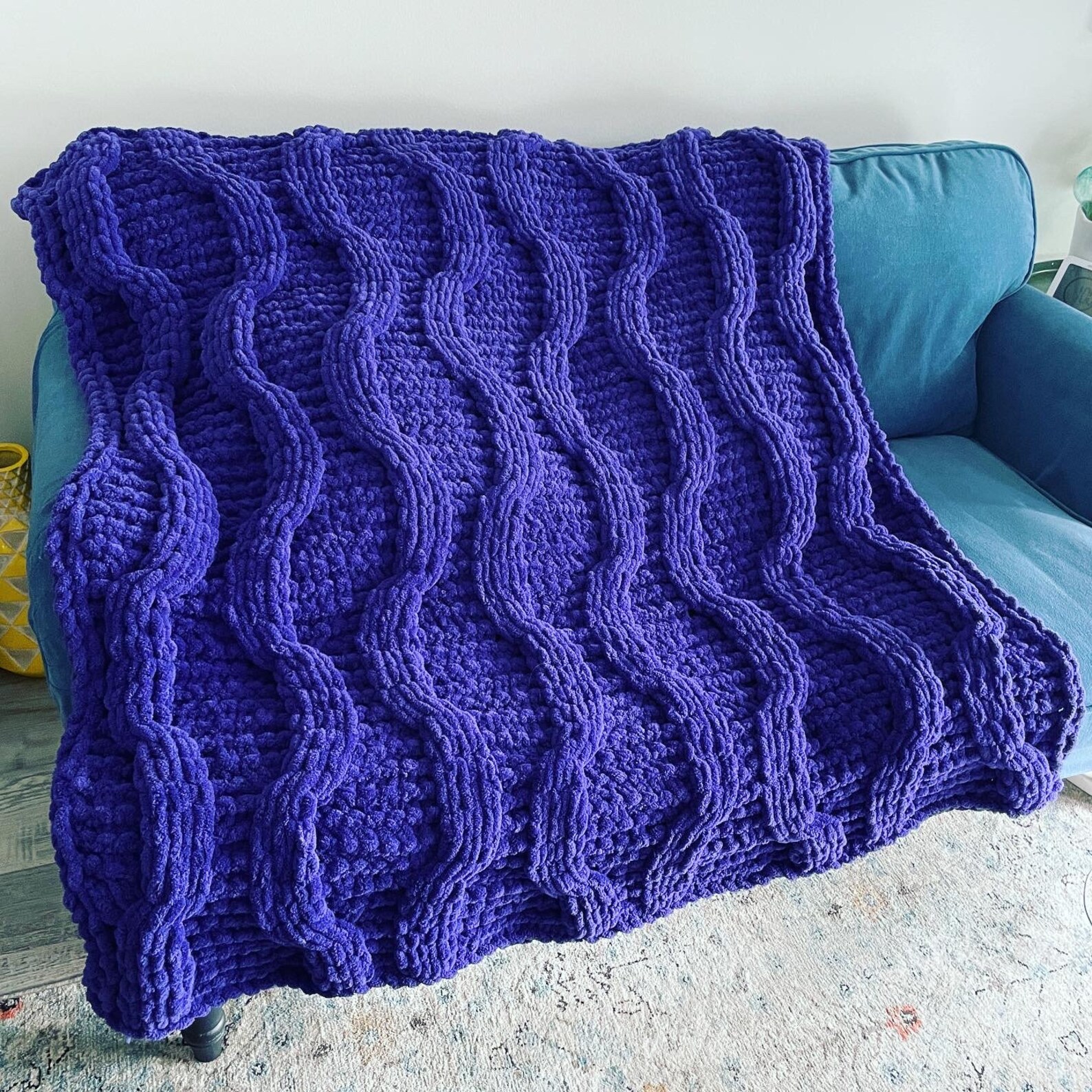 PATTERN: Squishy Squiggle Blanket - Loop Yarn Finger Knitting (PDF ...