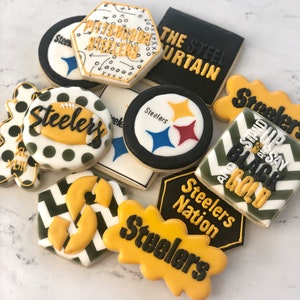Sports Themed Cookies / Sports Cookies / Chiefs / Broncos / KC Royals ...