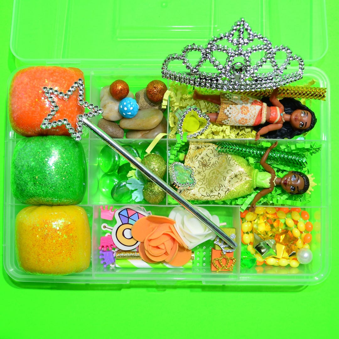 Homemade Playdough Kit + Princess, Sensory Bin, Montessori, Busy Box ...
