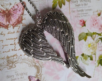 Angelo Necklace - Etsy