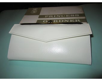 PRINCESS GARDNER Metallic Gold Wallet and Key Holder, 70's Princess ...