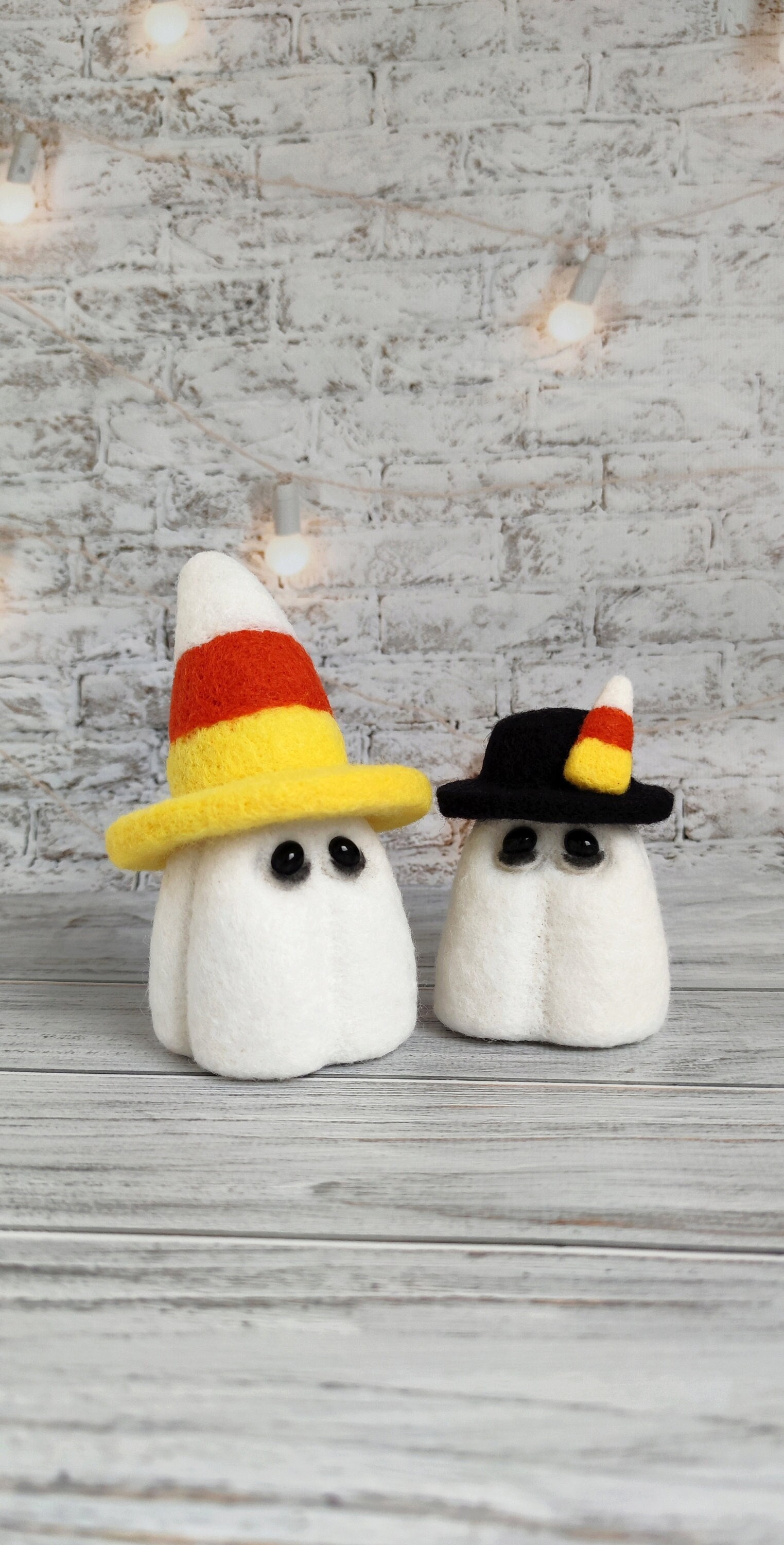 Set of Ghosts Candy Corn Style, Halloween Ghosts, Mini Wool Ghosts ...