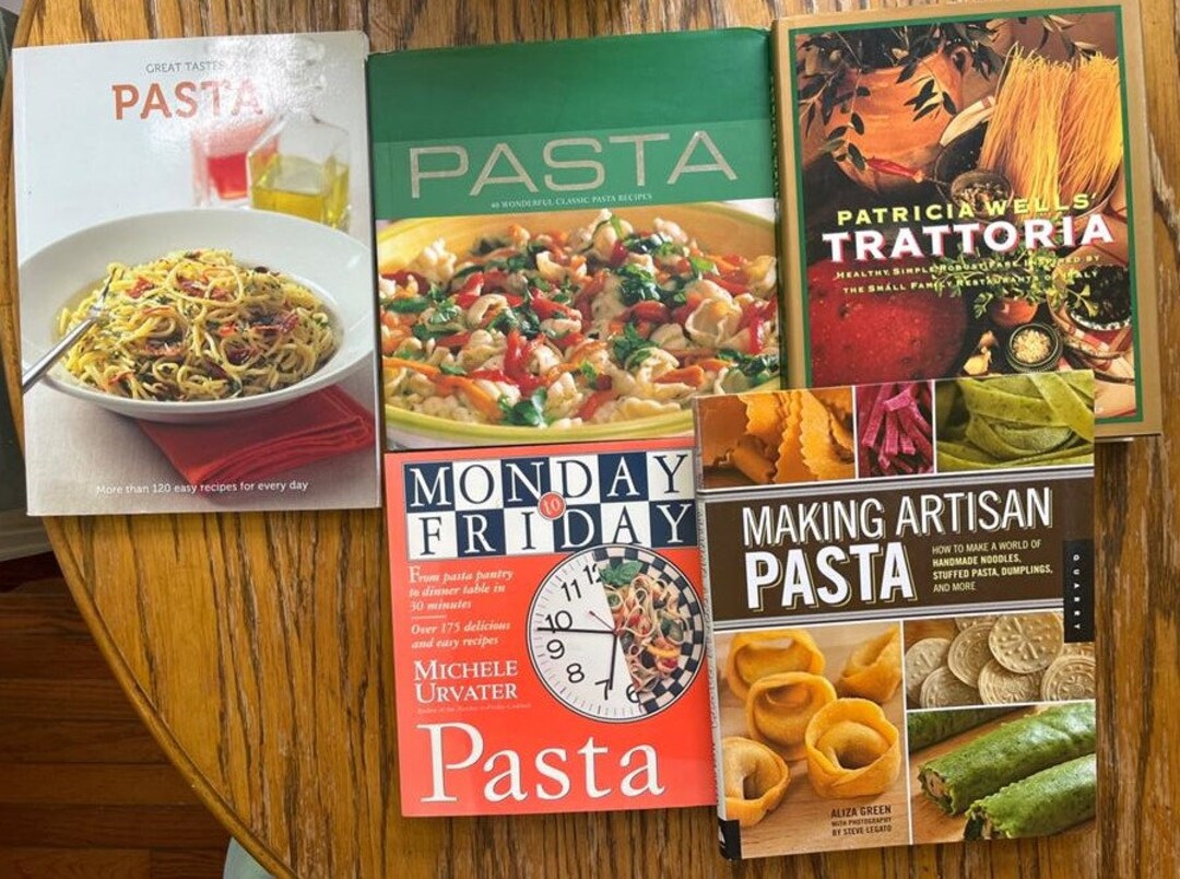 Bundle 5 Pasta Cookbooks Monday to Friday 1995, Patricia Wells ...