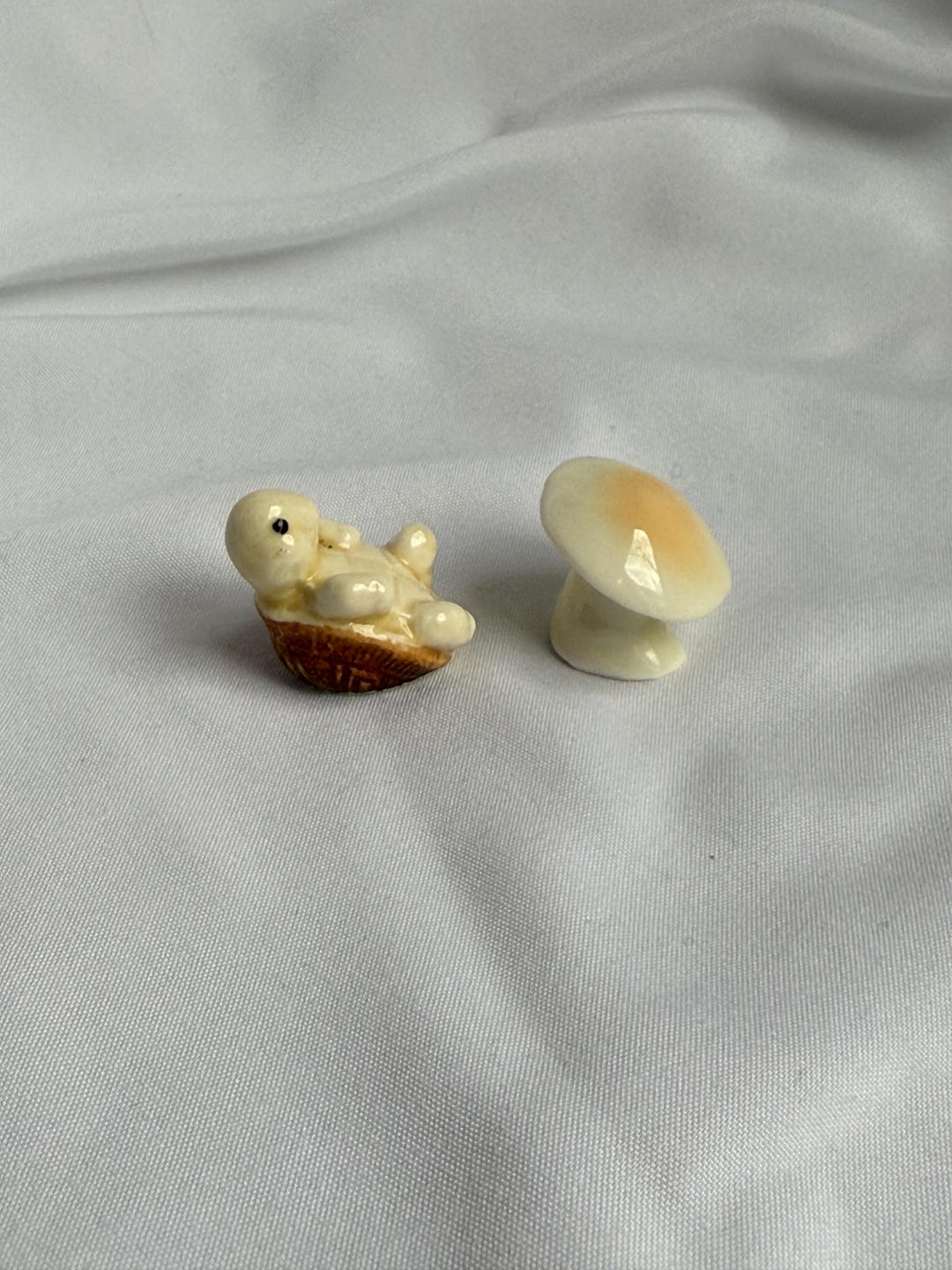 Vintage Bug House Miniature Mushroom Toadstool and Turtle Figurine - Etsy