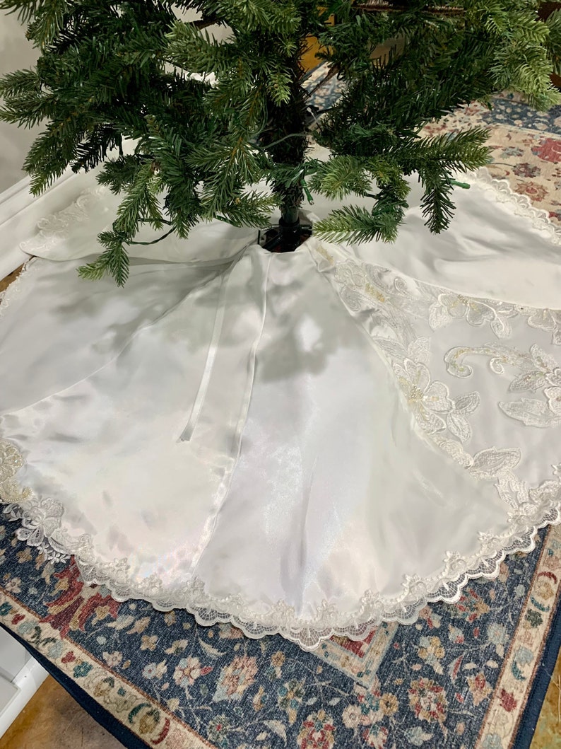Wedding Dress Christmas Tree Skirt Custom Tree Skirt - Etsy