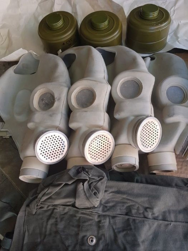Vintage Bulgarian New Gas Mask PMG + Filter + Bag, White, Bulgarian Gas ...