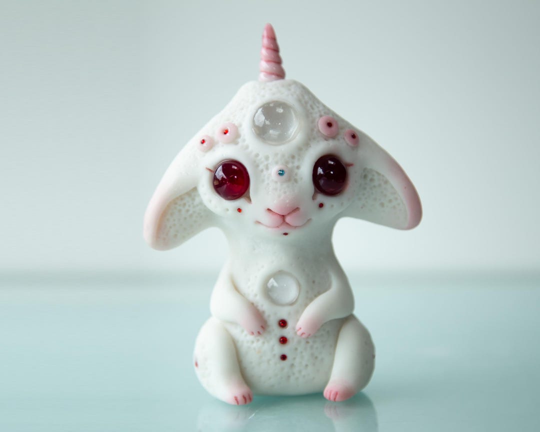 OOAK Alien Baby Doll Sculpture: Red Eyes, Weird Creature Art Toy - Etsy