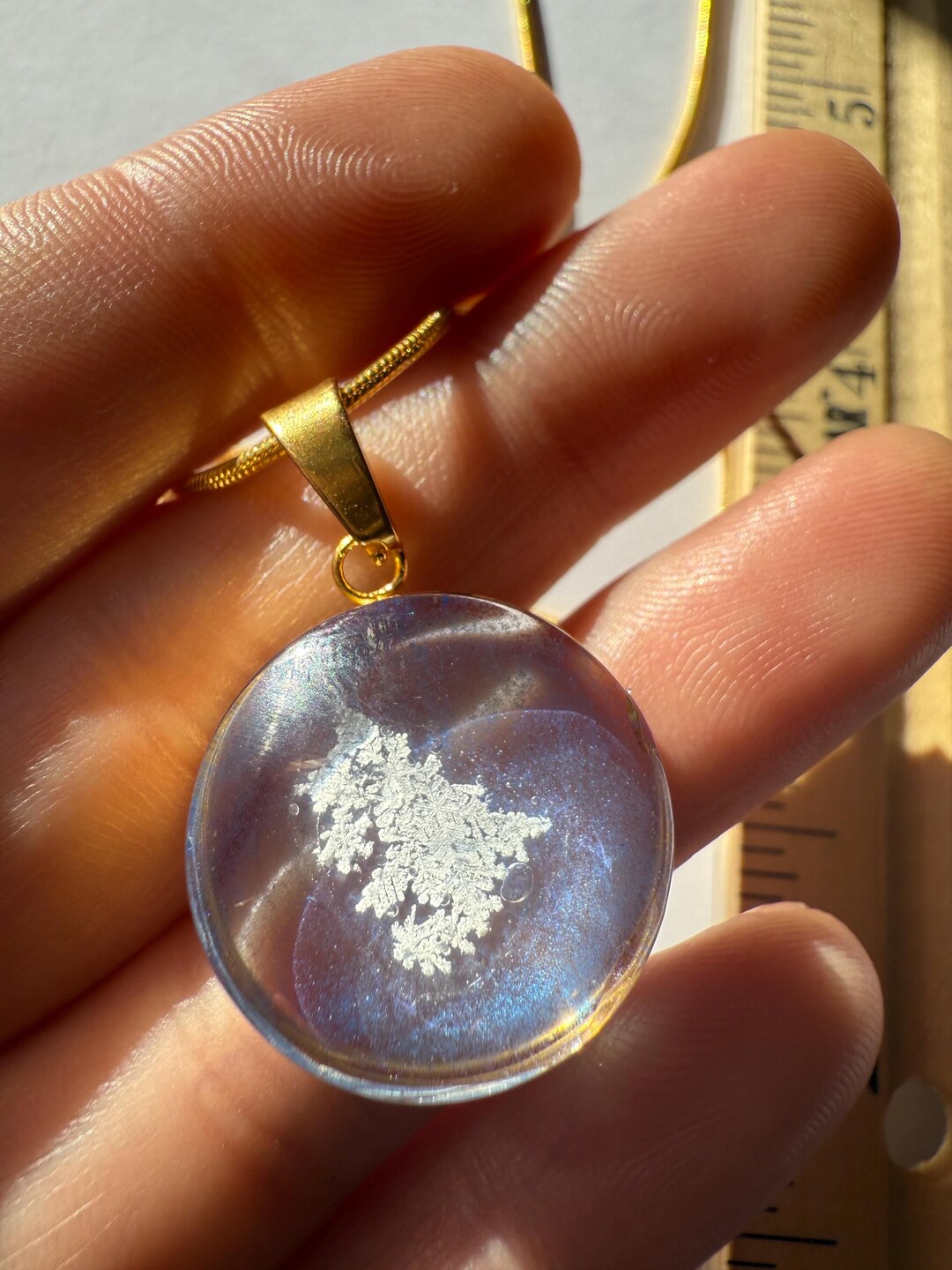 Real Snowflake Preserved Artist Danielle Oliver Captured Real Snowflake ...