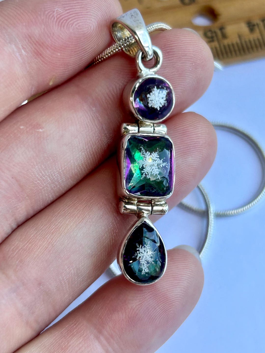 Real Snowflake Preserved - Artist Danielle Oliver - Captured Real ...