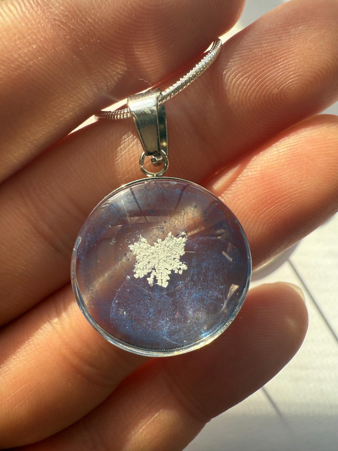 Real Snowflake Preserved Artist Danielle Oliver Captured Real Snowflake ...