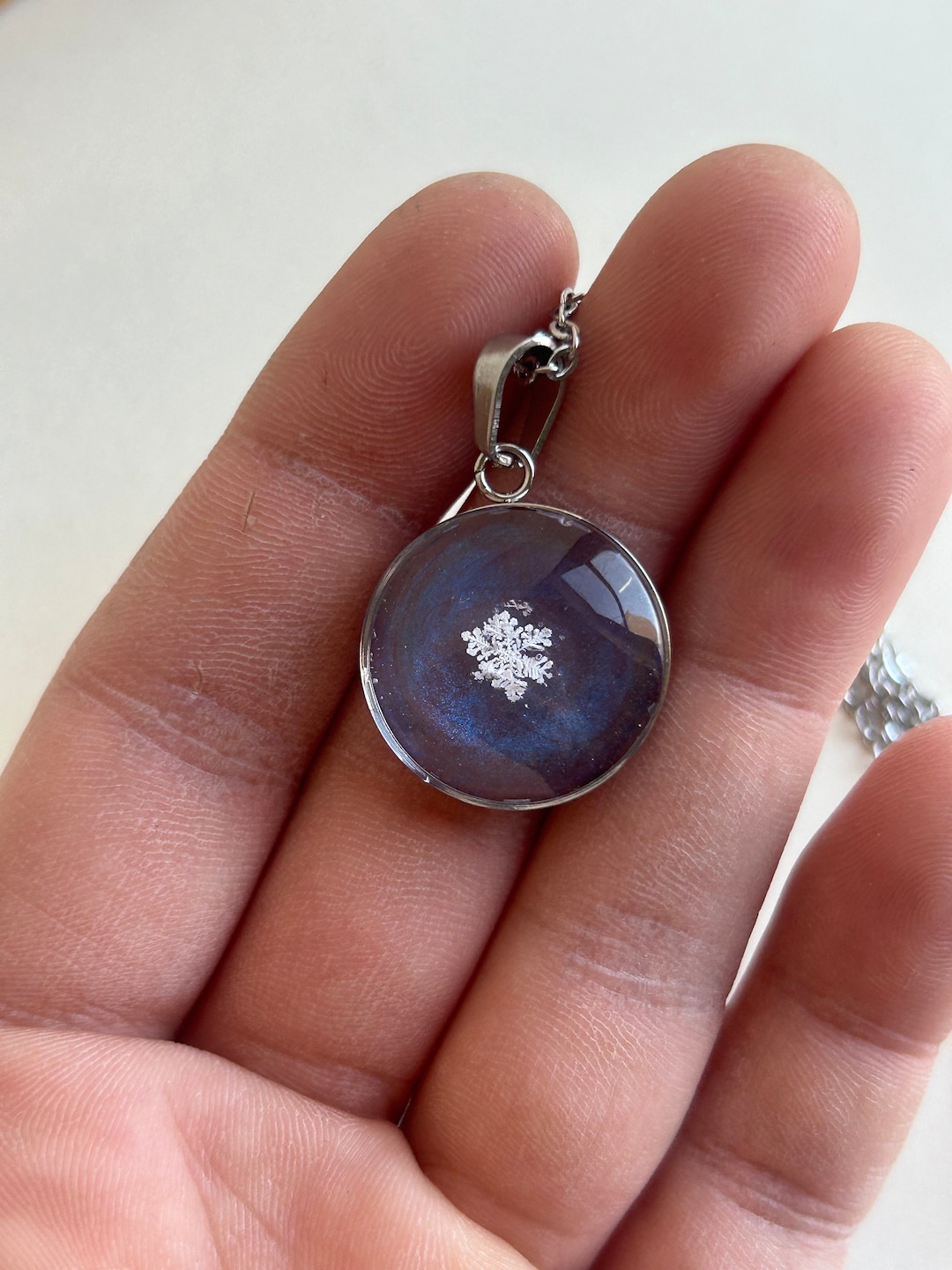 Real Snowflake Preserved Artist Danielle Oliver Captured Real Snowflake ...