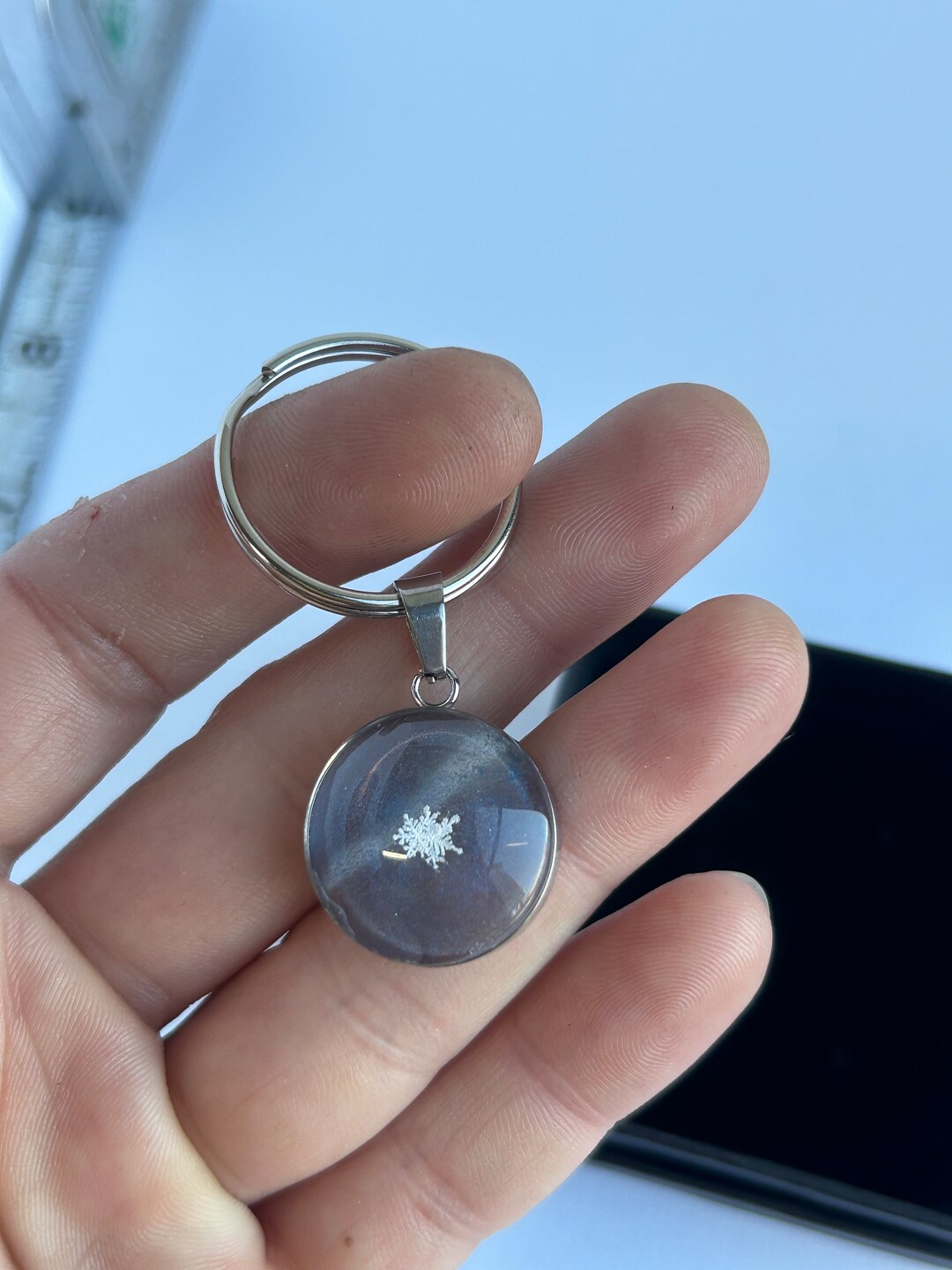 Real Snowflake Preserved - Artist Danielle Oliver - Captured Real ...