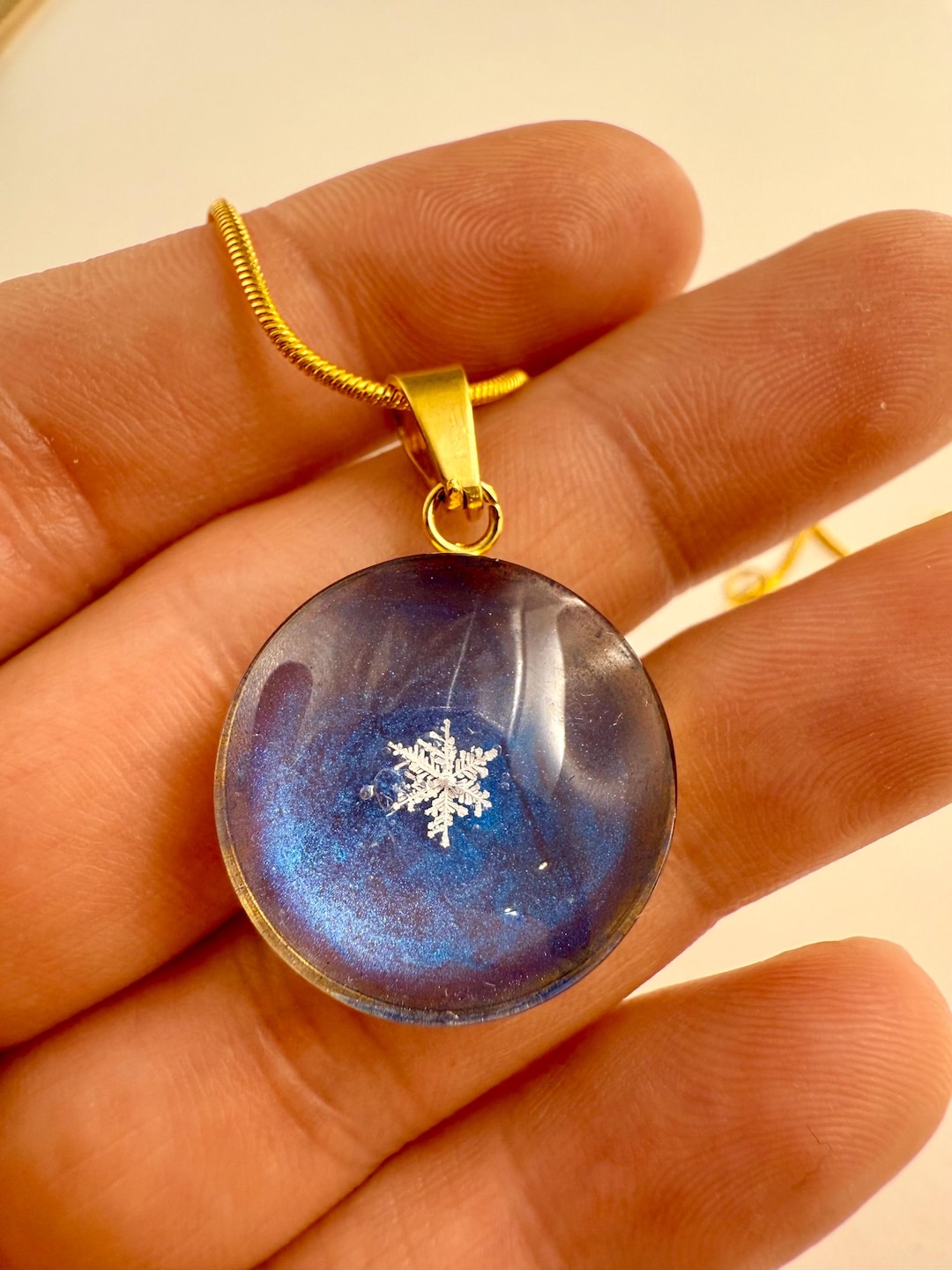 Real Snowflake Preserved Artist Danielle Oliver Captured Real Snowflake ...