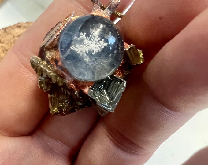 Real Snowflake Preserved - Artist Danielle Oliver - Captured Real ...