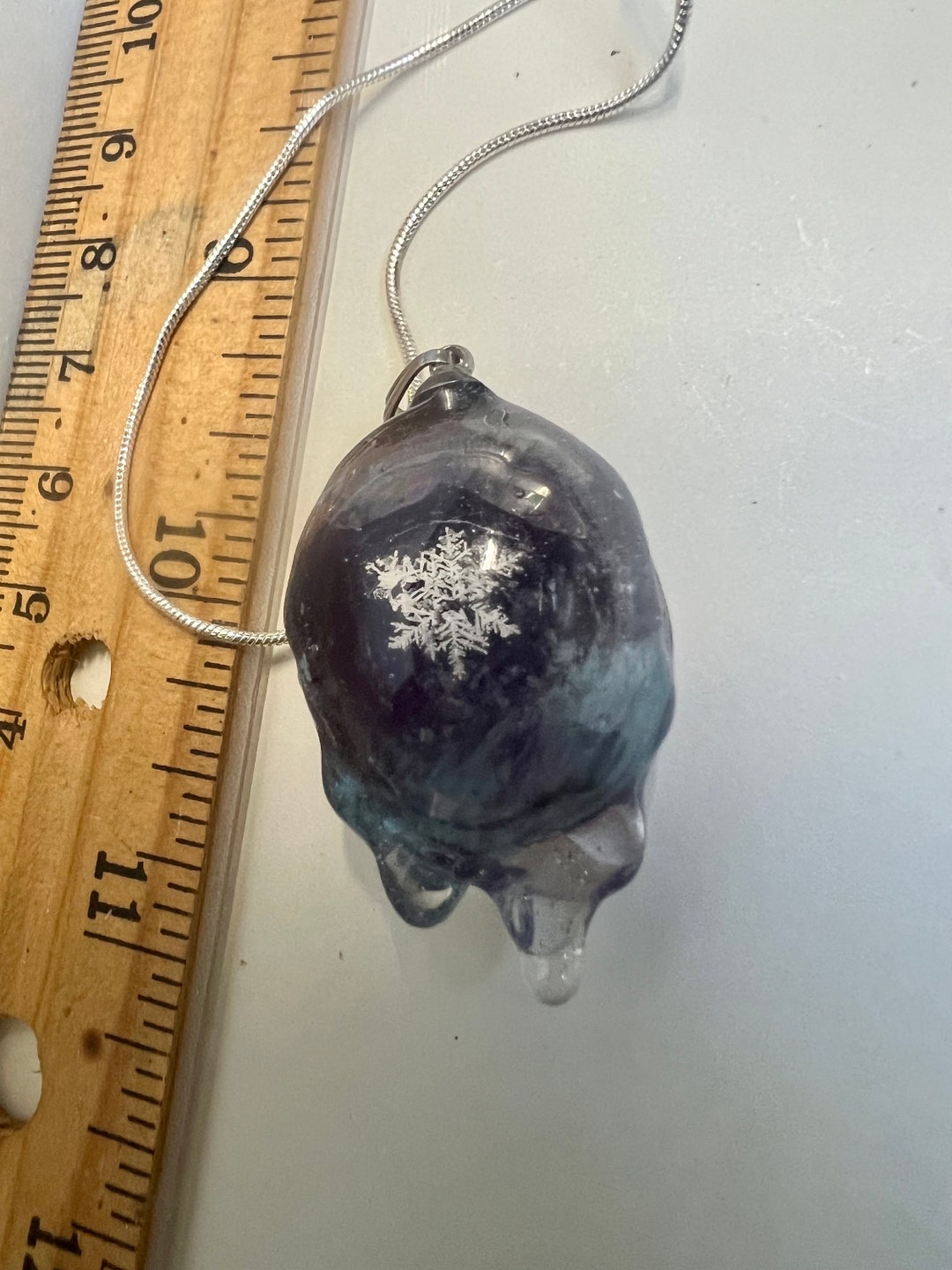 Real Snowflake Preserved Artist Danielle Oliver Captured Real Snowflake ...