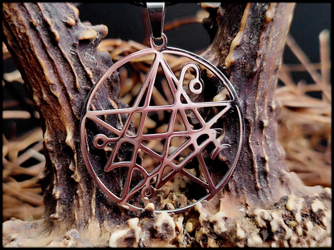 Necronomicon Cthulhu Stainless Steel Amulet // Necklace, HP. Lovecraft ...