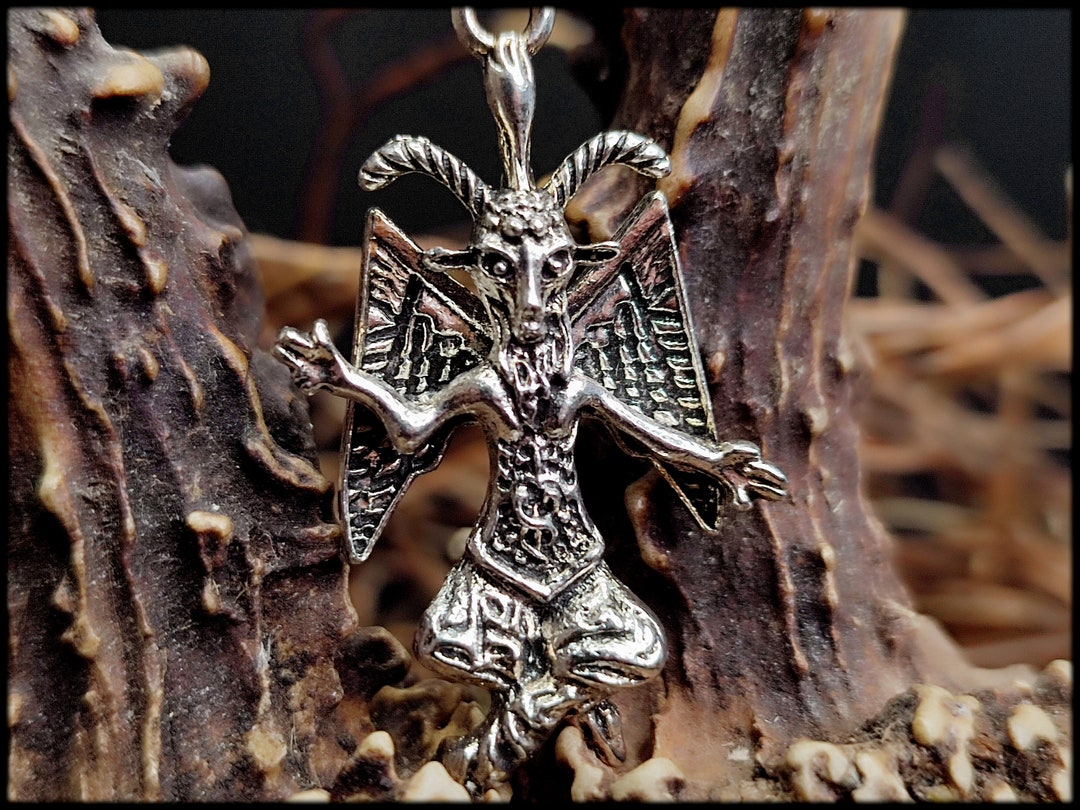 Baphomet Chain Pendant // Black Magic, Witch, Witch Symbol, Witch Star ...