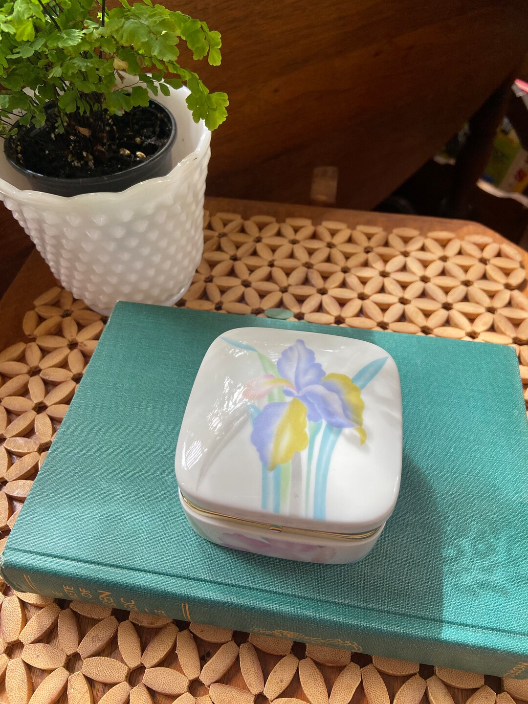 Vintage Porcelain Jewelry Box, Gold-tone Hinge, Iris Floral Motif ...