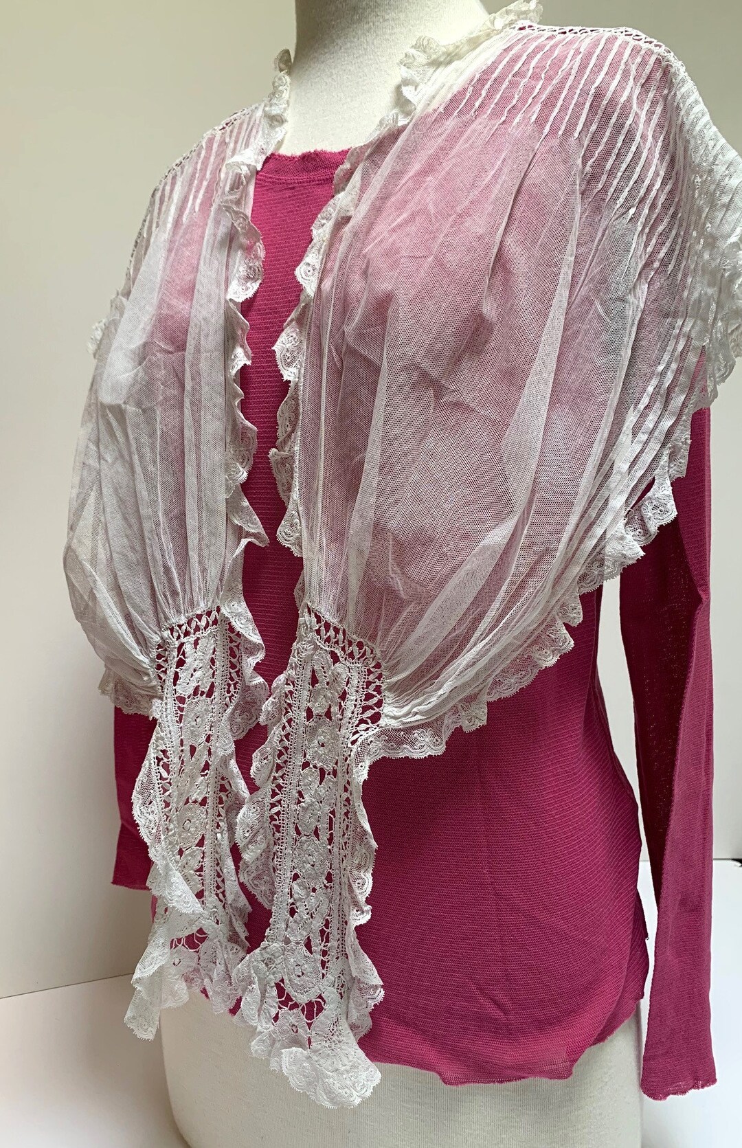 Antique Handmade Lace and Net Cream-white Fichu, Neck Kerchief ...