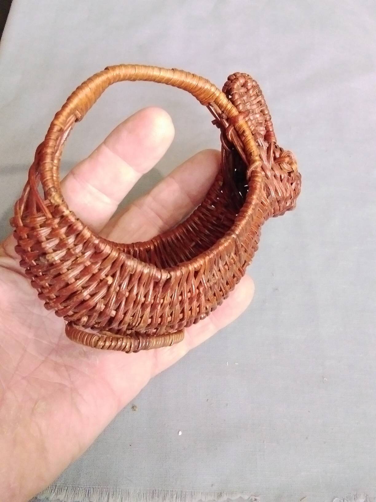 Small Woven Rabbit Basket - Etsy