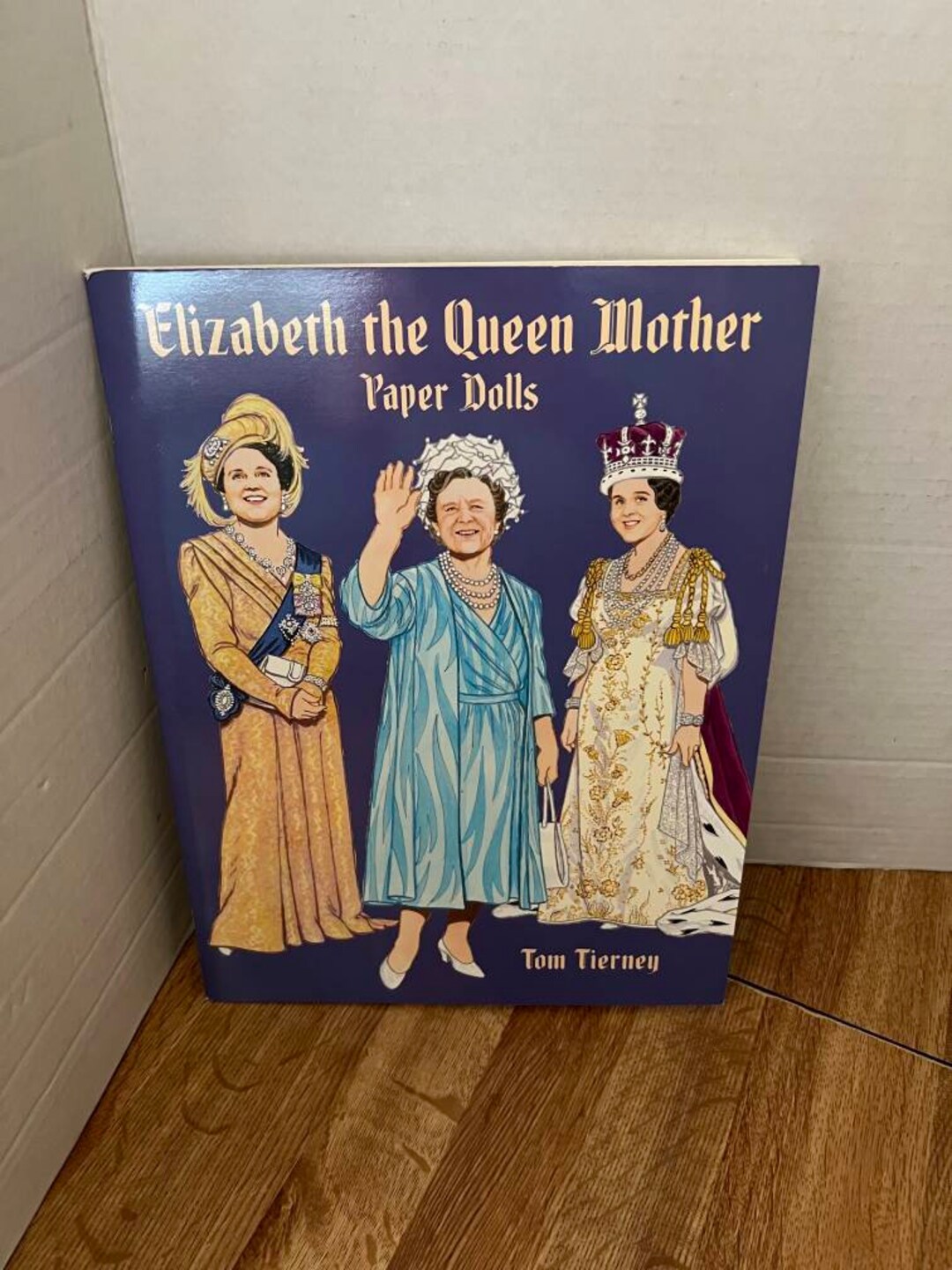 2001 Elizabeth the Queen Mother Paper Dolls - Etsy