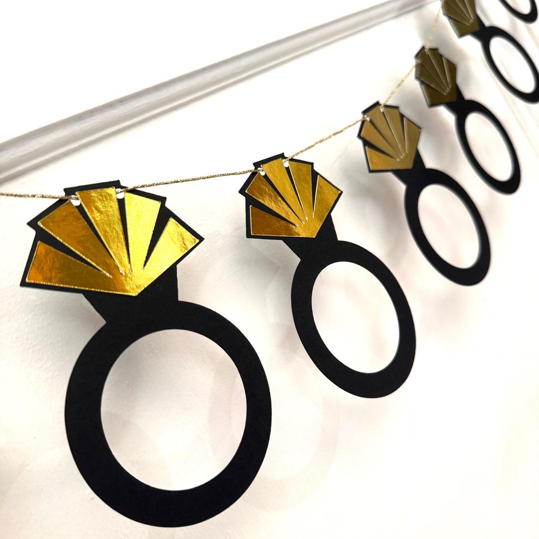 Great Gatsby Engagement Ring Roaring 20s Art Deco Gold Black Bride to ...
