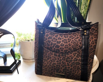 Rose Buds Handbag, Great for Concealed Carry, Rose Community, Purses ...