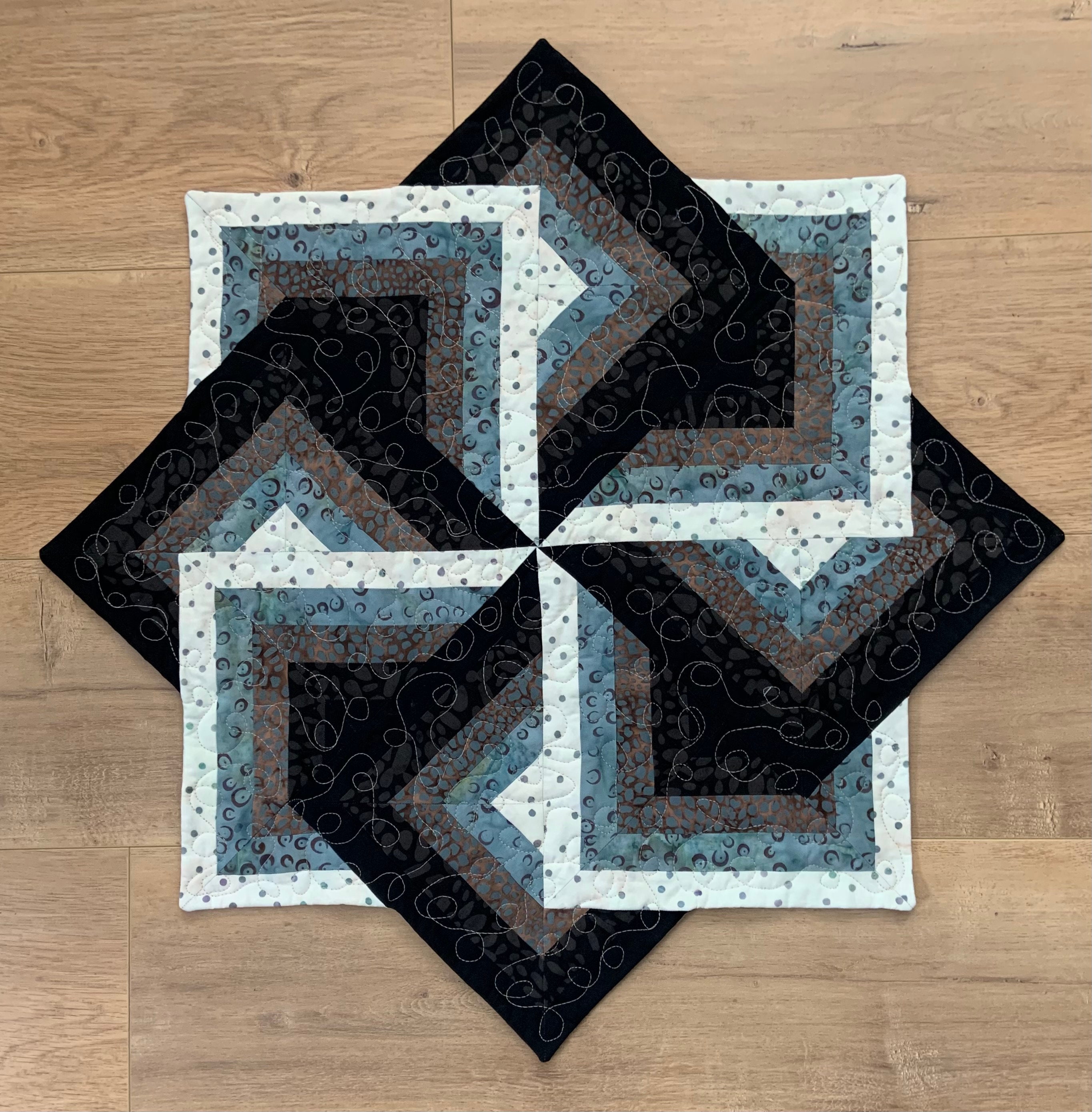 Stratified Table Centre Quilt Kit - Etsy