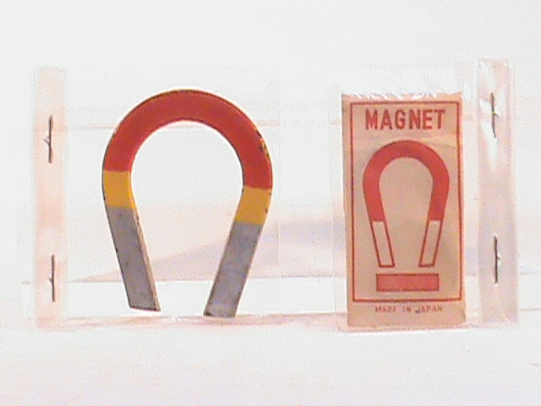 2-vintage Dime Store Novelty Carnival Magnet Toys Made in Japan - Etsy