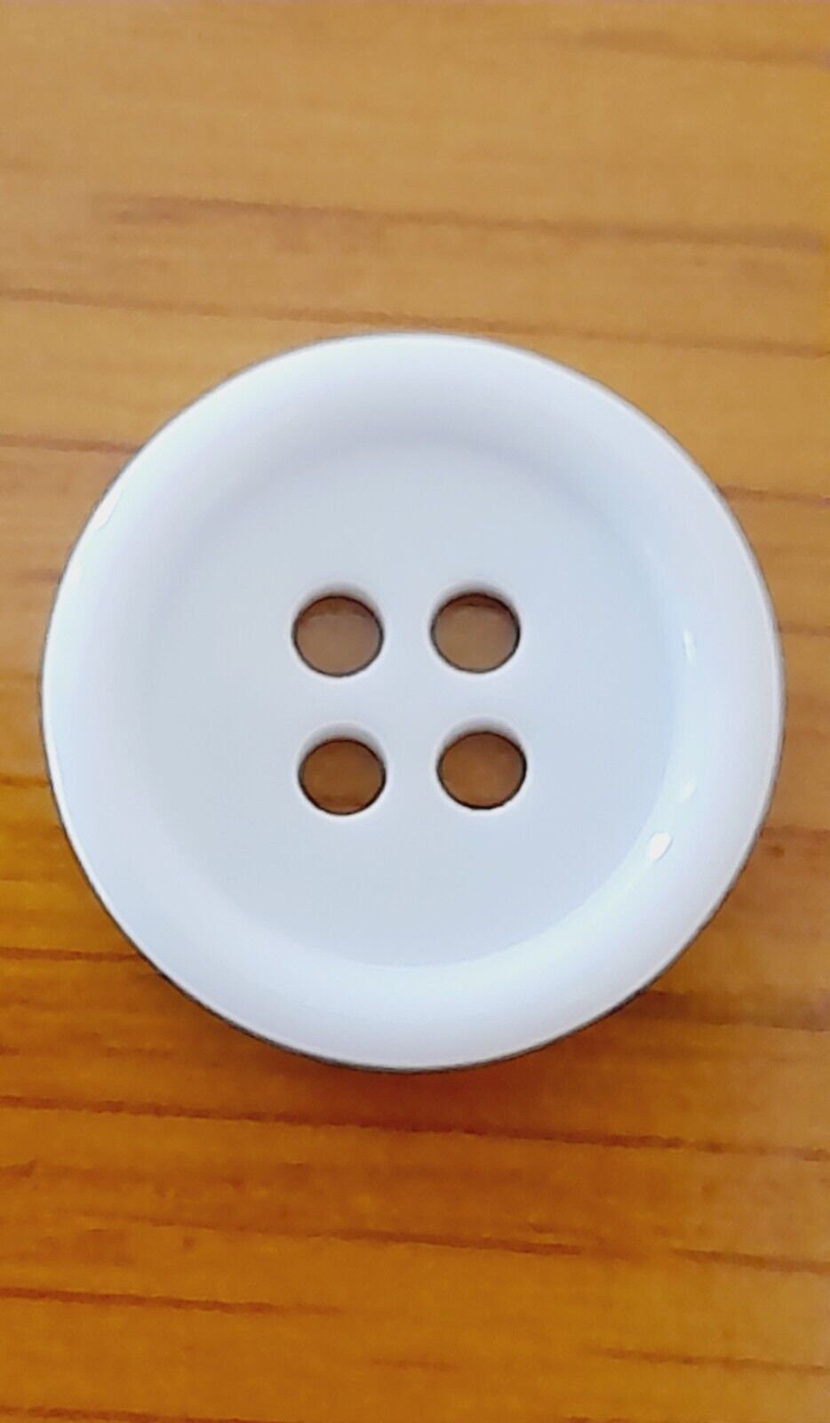 White 4 Hole Flat Back Buttons Ideal for Shirts Blouses Trousers ...