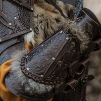 Digital Download God of War Guardian Shield / Vambrace | Unique ...