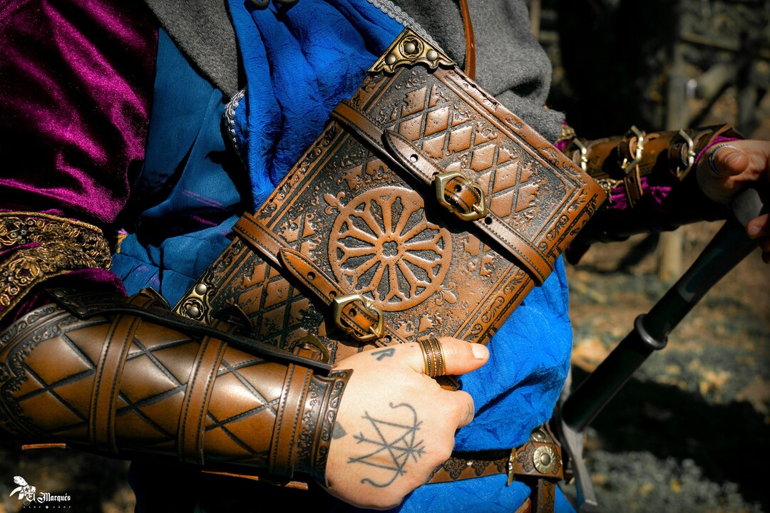 Leather Grimoire Journal: Hand-dyed Book of Shadows for Witches, Mages ...