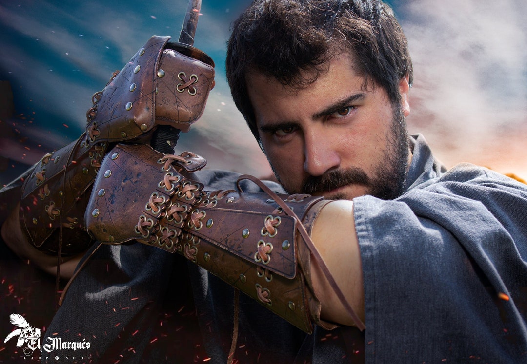 LARP Japanese Warrior. Samurai Armour Gauntlet. Samurai Bracers in ...