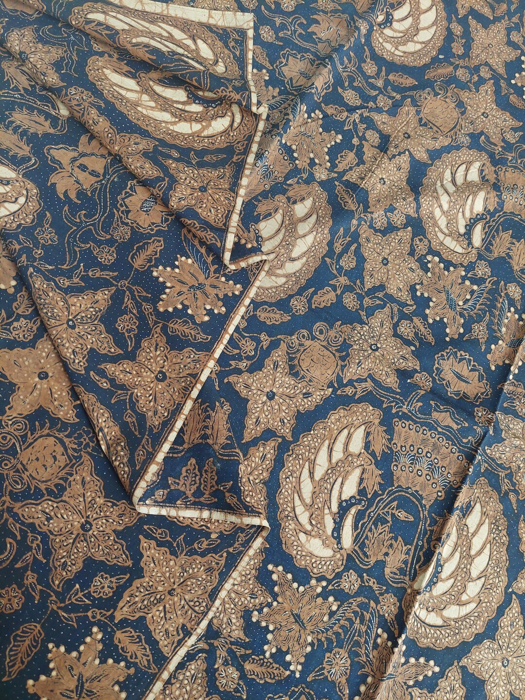 1950s Classic Javanese Gurdo VINTAGE BATIK TULIS, Indonesian ...
