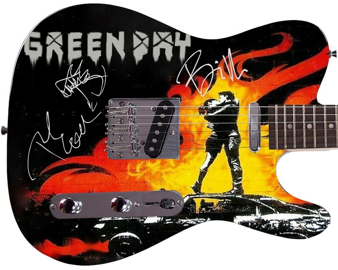 Green Day Autographed Kiss Album Cover LP DVD CD Imagen Photo Guitar - Etsy